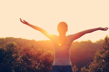 IMPORTANCIA EXPOSICIÓN SOLAR Y ¿SUPLEMENTAR VITAMINA D?